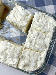 Coconut Cream Sheet Cake: A Soft, Velvety Dessert That Brings Joy to Every Bite – Awesome Food